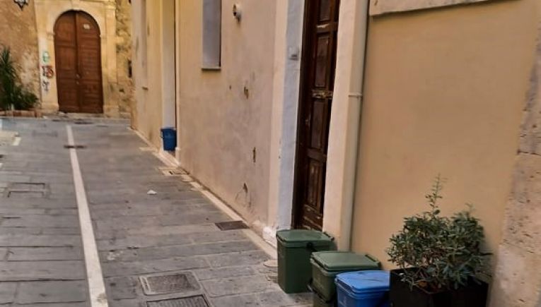 Ρεθυμνο: Η ρίψη απορριμμάτων στην παλιά πόλη θα επιφέρει πρόστιμα ...