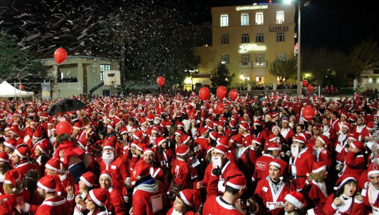«santa Run Chania 2022»: Γέμισε Αγιοβασίληδες το Λιμάνι των Χανιών ...