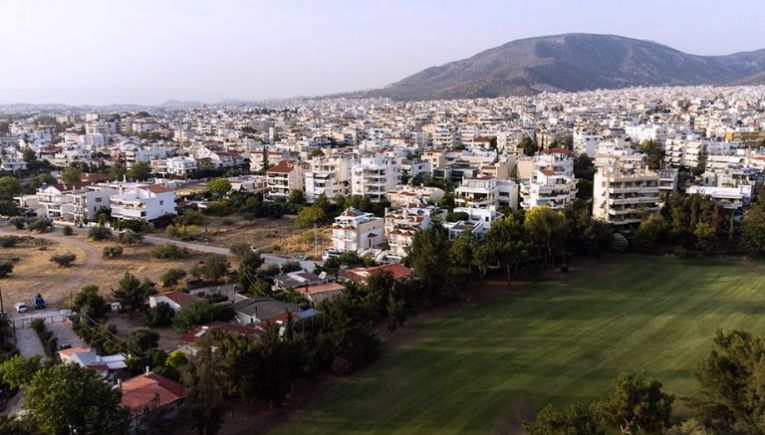 «Εμφύλιος» εργαζομένων στο Κτηματολόγιο - Newshub.gr