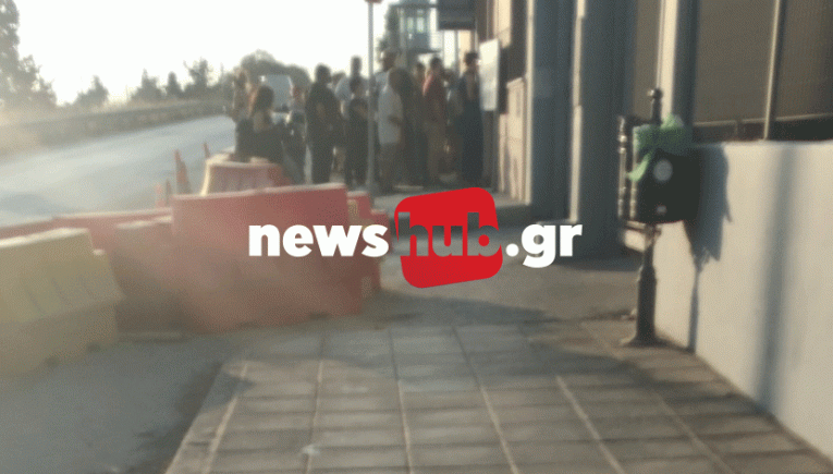 Ηράκλειο: Δεκάδες πολίτες «τρέχουν» για μία ταυτότητα χωρίς τσιπάκι ...