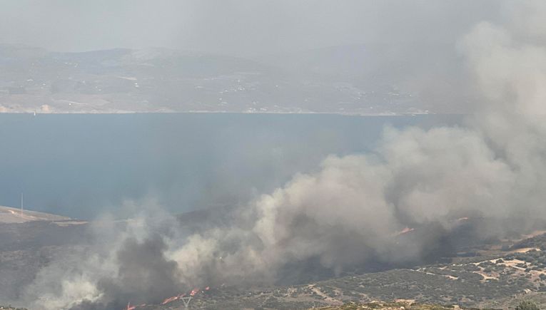 Φωτιά στην Κάρυστo: Αγνοείται κάτοικος του Πλατανιστού-Καίγονται σπίτια ...