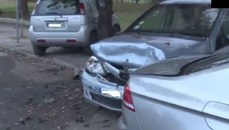 Ηράκλειο: Μεθυσμένος οδηγός πήρε παραμάζωμα δύο αυτοκίνητα και ενα ...