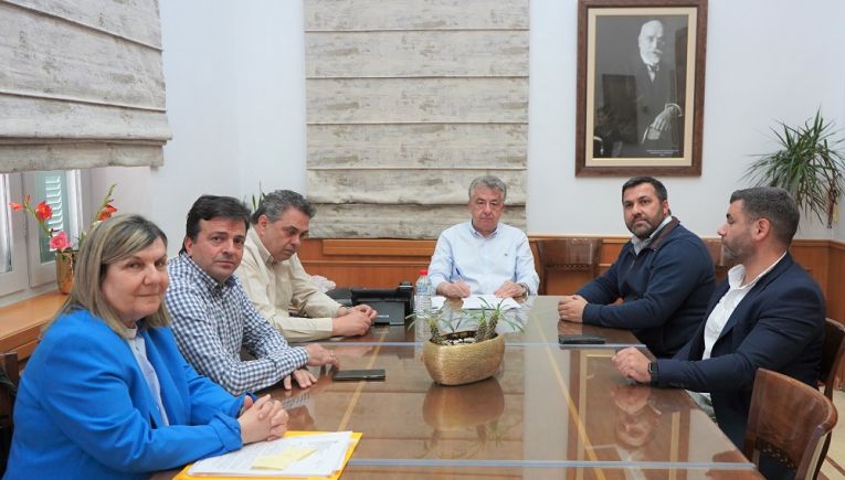Υπογράφηκε η σύμβαση για το έργο συντήρησης του δρόμου Αγ. Θωμάς-Λαράνι ...