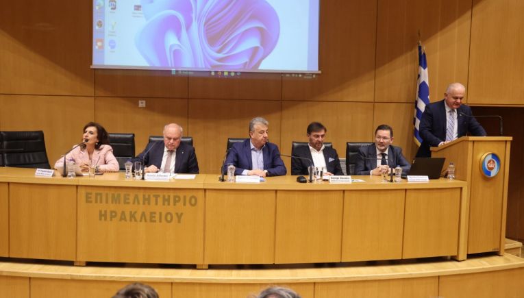 Στ. Αρναουτάκης: «Η Κρήτη διαμορφώνει τη σύγχρονη ταυτότητά της ...