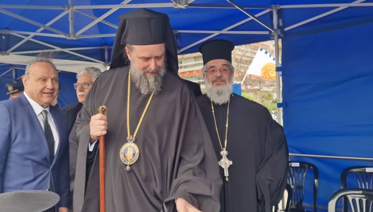 Θεσσαλονίκη: Ο Μητροπολίτης ζήτησε να αλλάξει ο «θρόνος» του στην ...