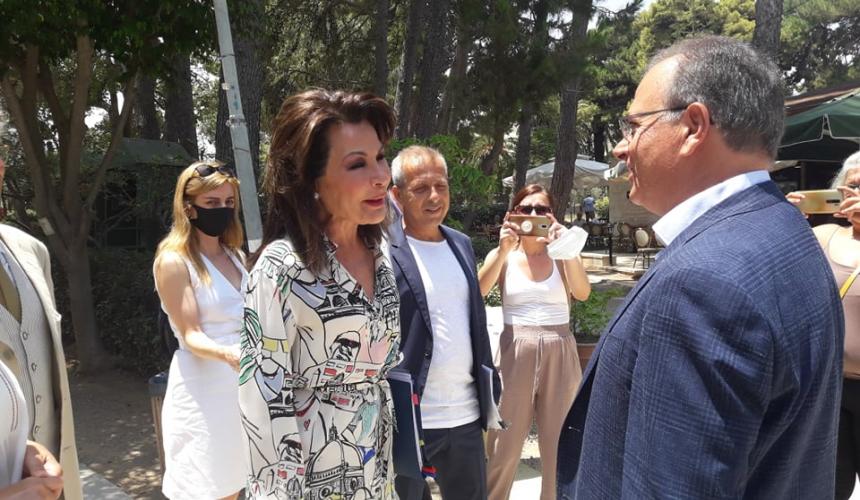 Στην Κρήτη η Γιάννα Αγγελοπουλου - Newshub.gr
