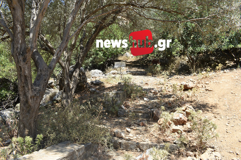 Σπήλαιο Σάρχου: Τα έργα χωρίς νόημα με κοινοτικά κονδύλια και η είσοδος ...