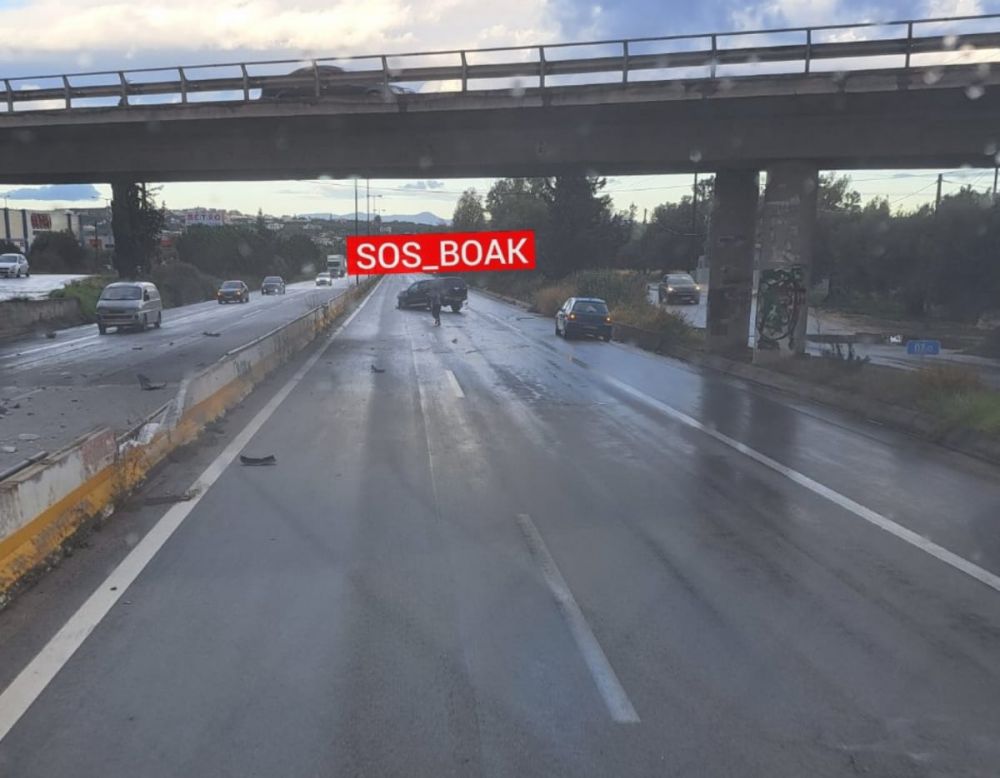 ΒΟΑΚ: Αγροτικό έπεσε πάνω σε τοιχίο – Στο νοσοκομείο ο οδηγός (Φωτο ...
