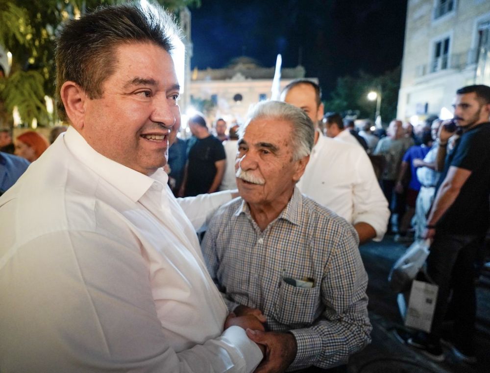 Ποιοι έδωσαν το παρών στη συγκέντρωση του Μιχάλη Καραμαλάκη στον Άγιο ...