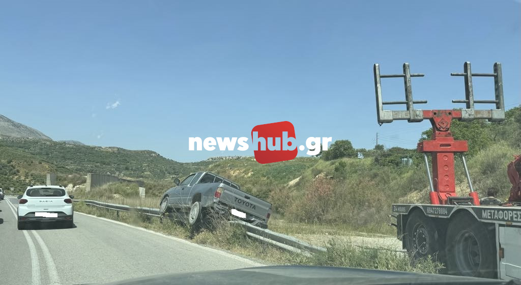 Mεσαρά: Ένα 4Χ4 σκαρφάλωσε στο κιγκλίδωμα του δρόμου (Φωτο) - Newshub.gr