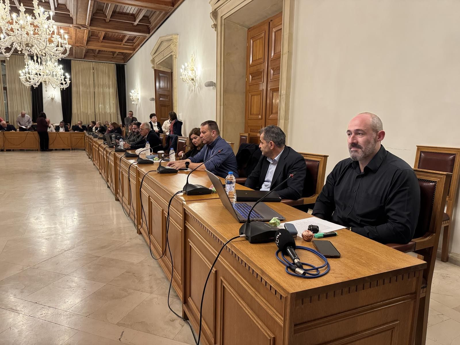 Ηράκλειο: Η Δημοτική Αρχή σχεδιάζει να βάλει κολωνάκια και στην Λ. 62 ...