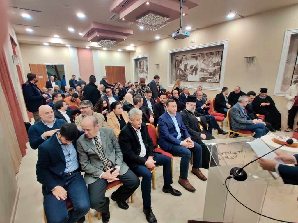 Το Επιμελητήριο Λασιθίου έκοψε την πίτα του κι έδωσε βραβεία - Newshub.gr